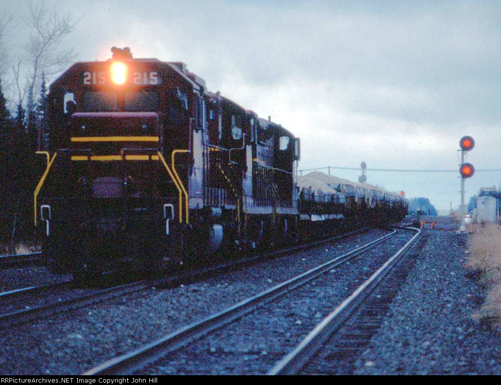 1424-25 Northbound DM&IR limestone loads